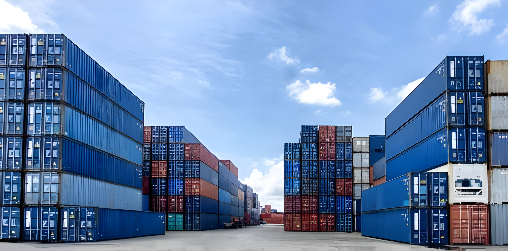 Do shipping containers float? | Storage-Tech